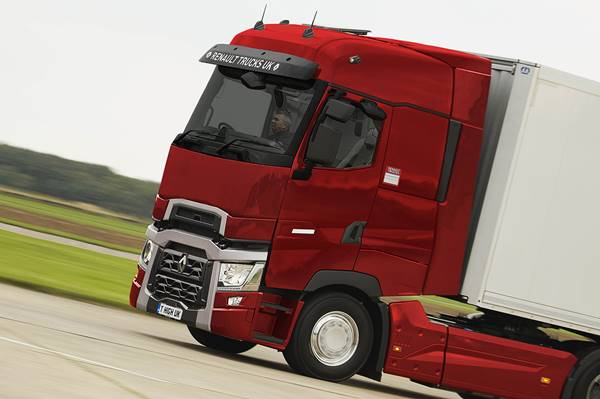 IrishTrucker - Renault Trucks launches new right hand drive range T ...